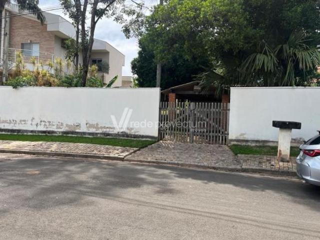 terreno à venda em Parque Xangrilá