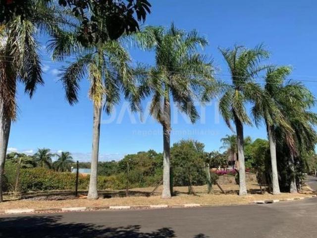 terreno à venda em Parque Xangrilá