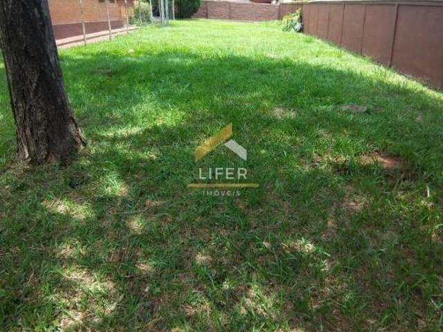 terreno à venda em Parque Xangrilá