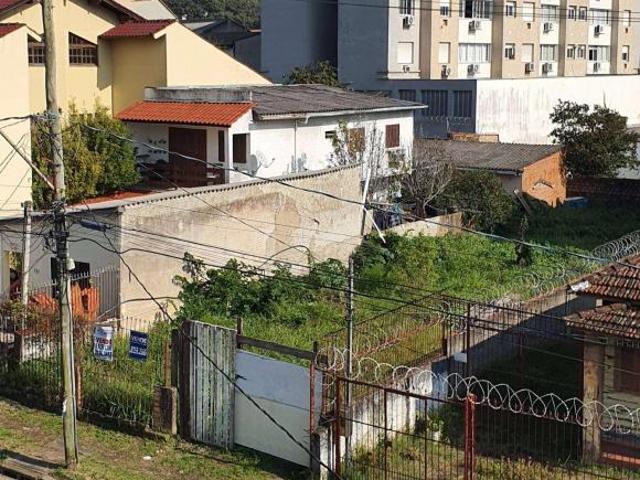 Terreno à venda em Partenon