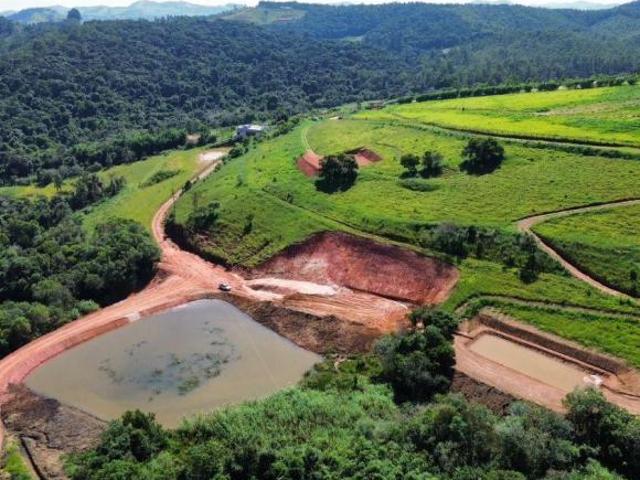 Terreno à Venda em Pedra Bela SP Aera com 23.000m² Valor: R$ 295.000,00