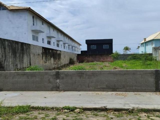Terreno a venda em Peruíbe, 350m² a 100 metros da Praia
