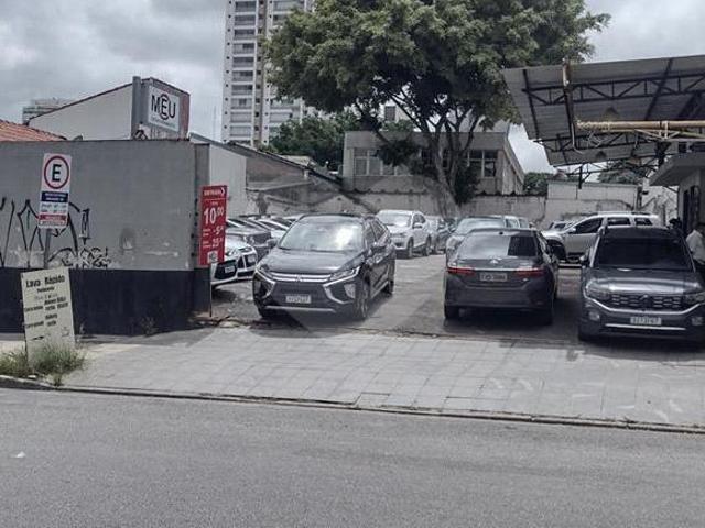 Terreno à venda em Pinheiros SP
