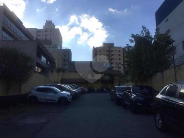 Terreno à venda em Pinheiros SP