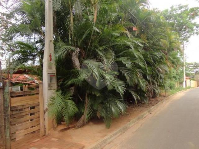 Terreno à venda em Pinheirinho SP