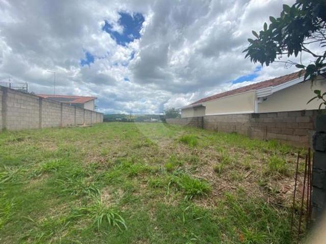 Terreno à venda em Pinheirinho SP