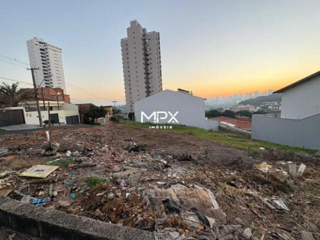 Terreno à venda em Piracicaba, Castelinho, com 180.01 m²