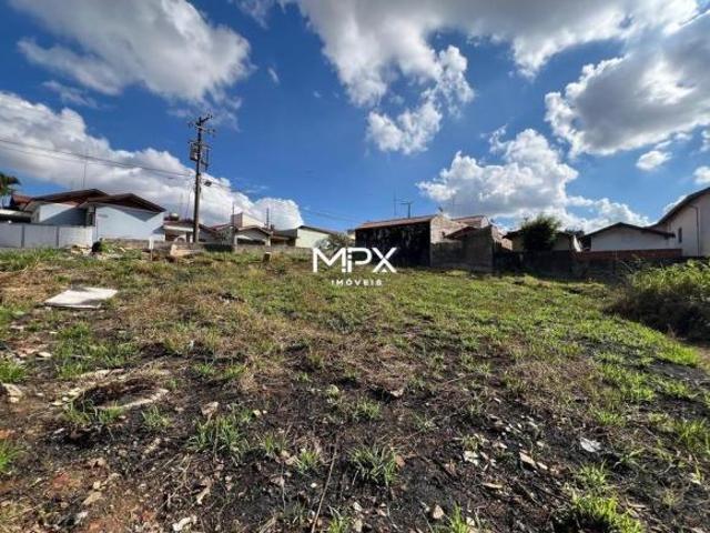 Terreno à venda em Piracicaba, Jardim Petrópolis, com 588 m²