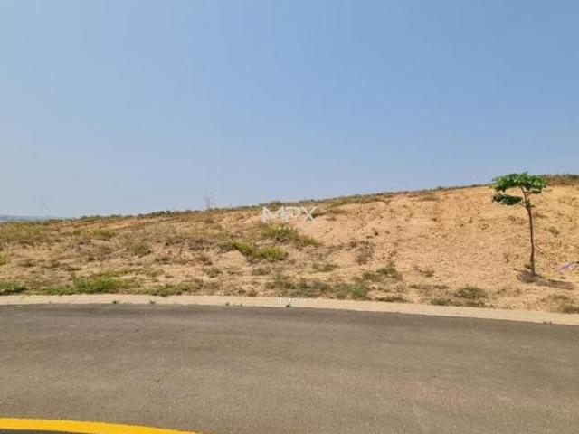 Terreno à venda em Piracicaba, Ondas, com 1711.62 m², Residencial Vitória Régia