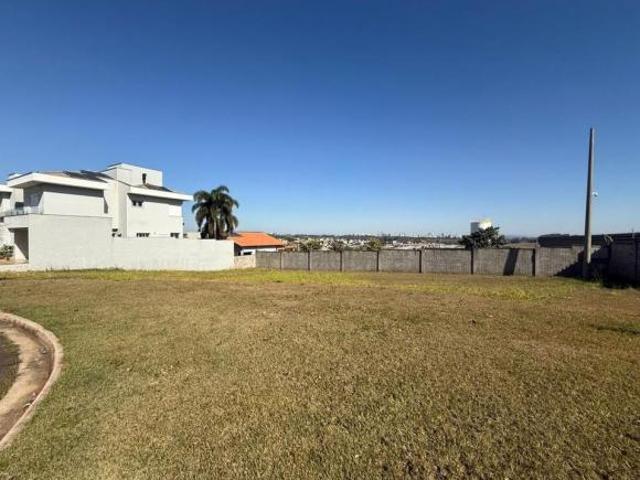 Terreno à venda em Piracicaba, Santa Rosa, com 561 m²