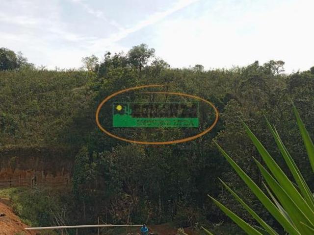 Terreno à venda em Prados