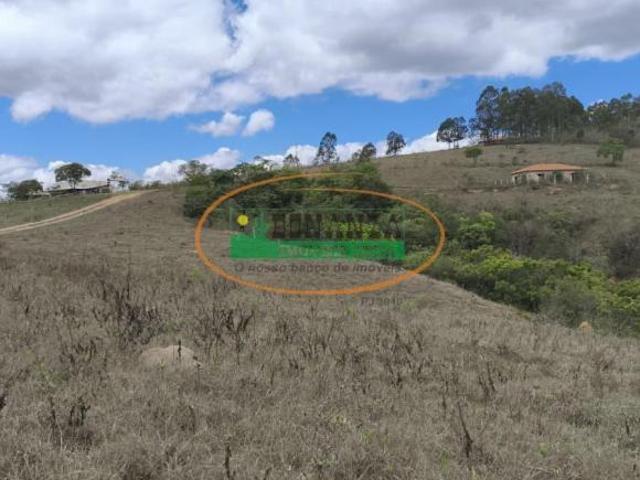 Terreno à venda em Prados