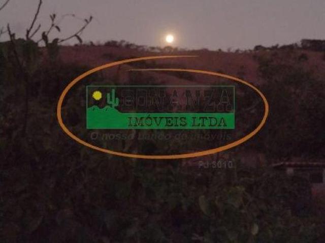Terreno à venda em Prados