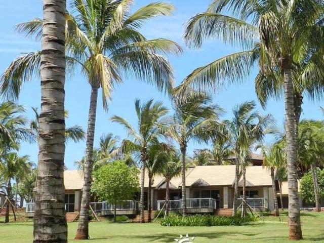 Terreno à venda em Primeiro de Maio, Centro, com 1490 m², Ilha do Sol