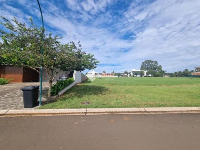 terreno à venda em Residencial Haras Patente