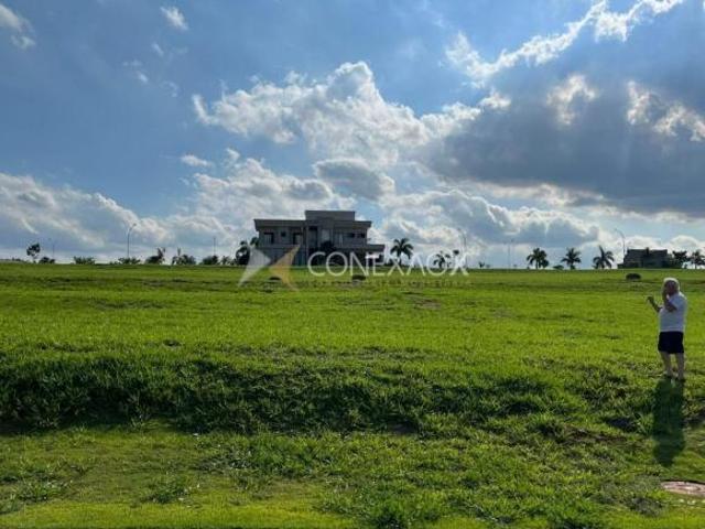 terreno à venda em Residencial Haras Patente
