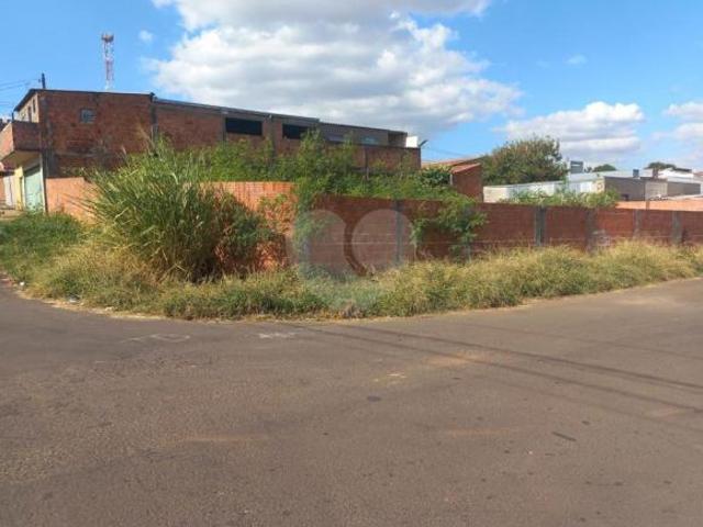 Terreno à venda em Residencial Monsenhor Romeu Tortorelli, São Carlos