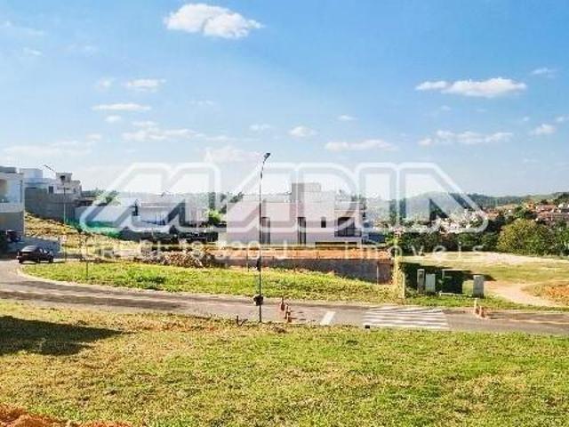 terreno à venda em Residencial Mont&apos  Alcino