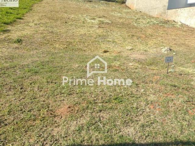 terreno à venda em Residencial Mont&apos  Alcino