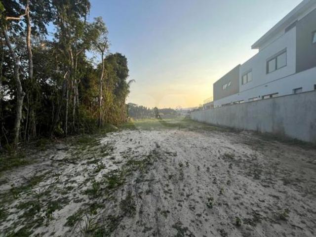 Terreno à venda em Riviera SP