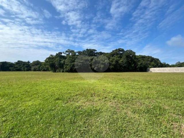 Terreno à venda em Riviera SP