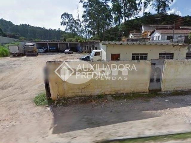 Terreno à venda em Ribeirão Pires