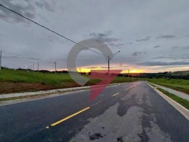 Terreno à venda em Taubaté