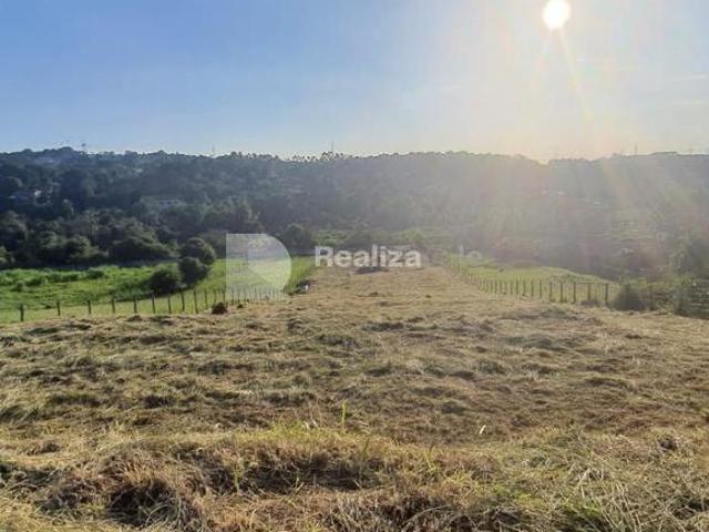Terreno à venda em Taubaté, Chácaras Cataguá, com 5599 m², Chácaras Cataguá