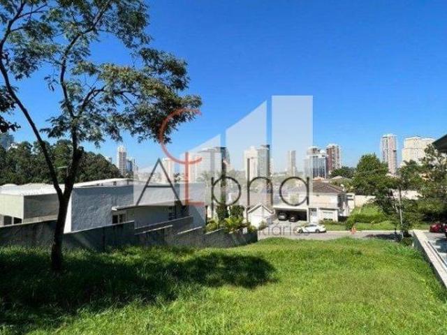Terreno à venda em Tamboré
