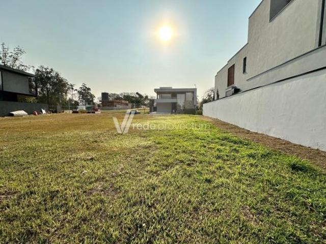terreno à venda em Tanquinho Velho