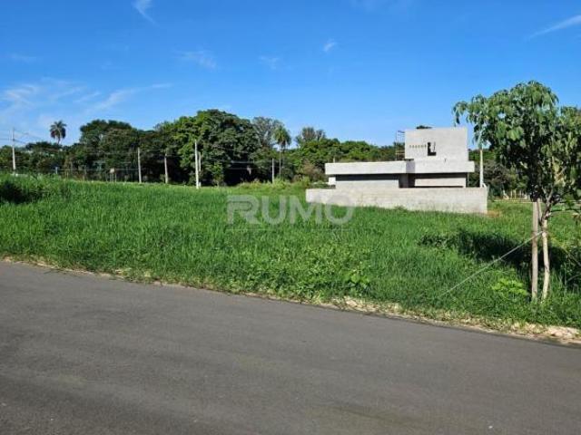 terreno à venda em Tanquinho Velho