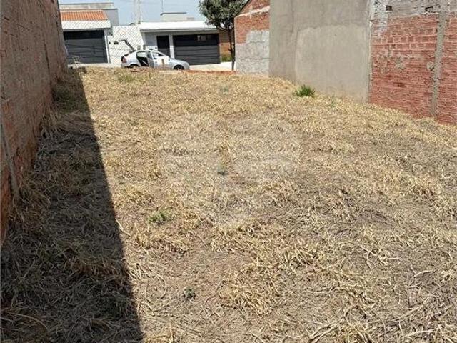 Terreno à venda em Taquaral SP