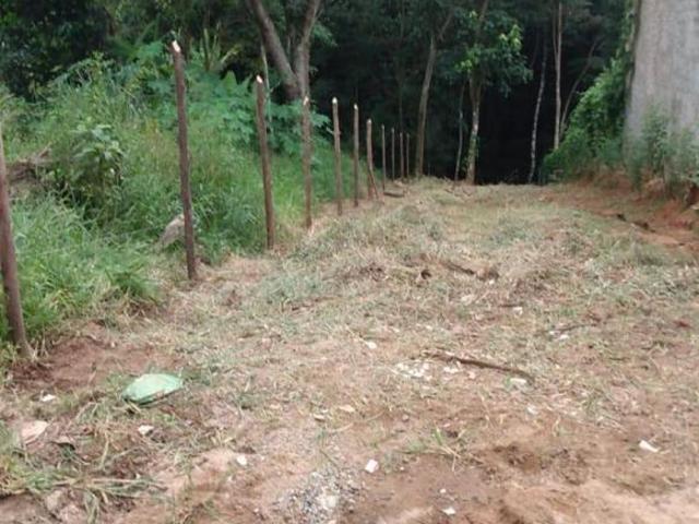 Terreno à venda em Terra Preta