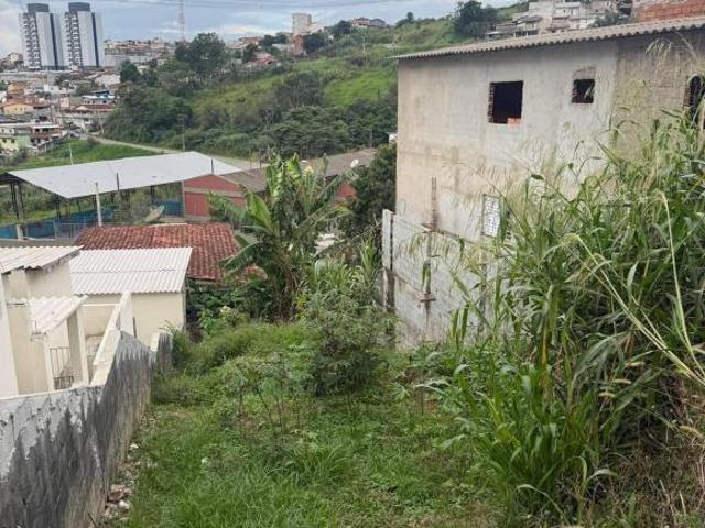 Terreno à venda em Terra Preta