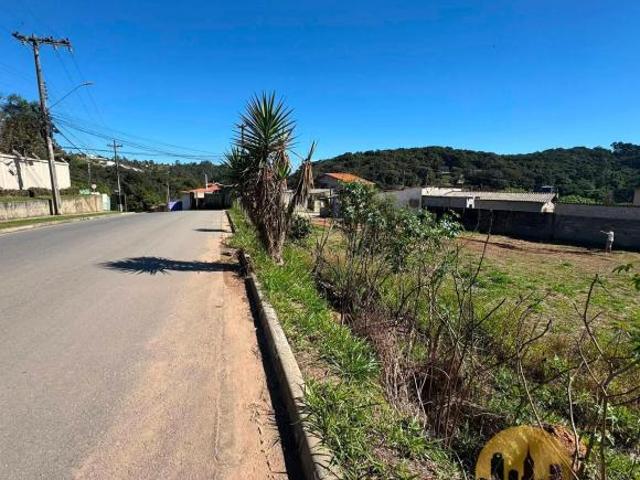 TERRENO À VENDA EM TERRA PRETA – EXCELENTE LOCALIZAÇÃO!