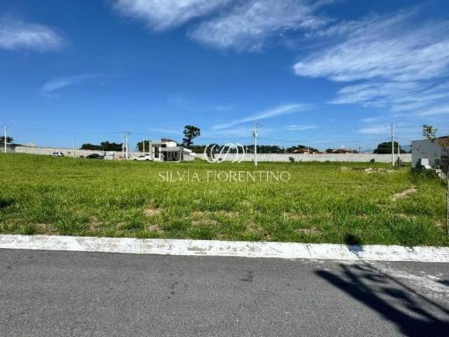 Terreno à venda em Tremembé SP, bairro Caminho Novo, 250m² de área. Aproveite essa oportunidade!