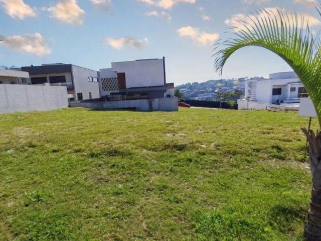 Terreno à venda em Urbanova