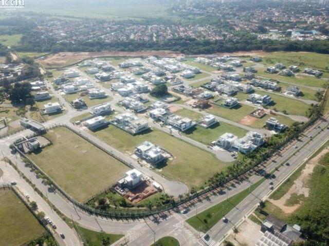Terreno à venda em Urbanova