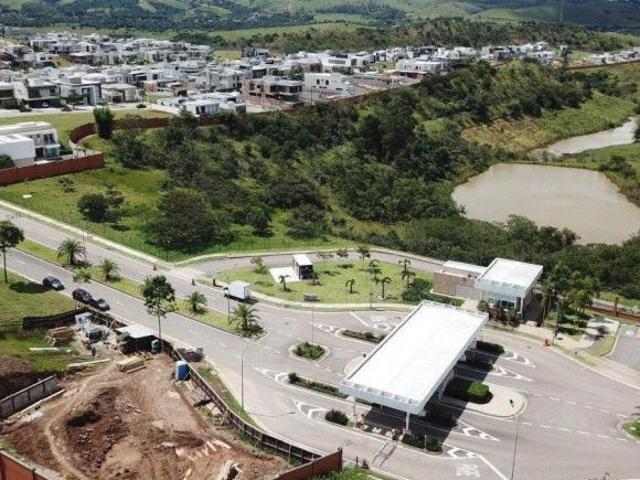 Terreno à venda em Urbanova