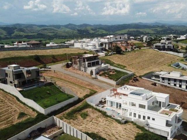 Terreno à venda em Urbanova