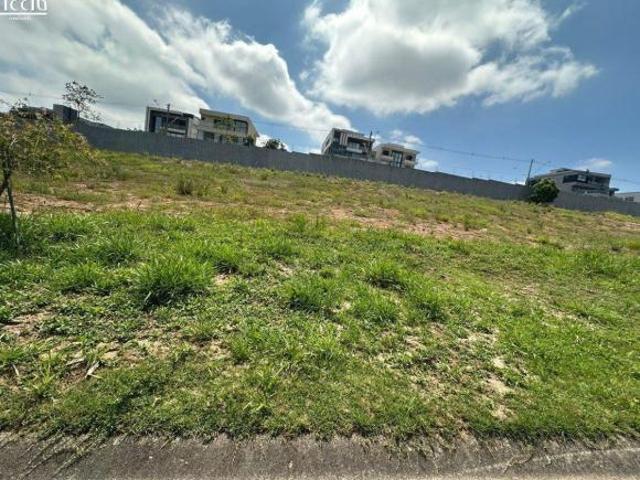 Terreno à venda em Urbanova