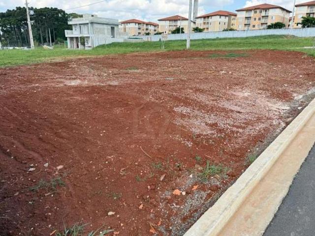 TERRENO À VENDA EM UVARANAS CONDOMÍNIO LA RISERVA