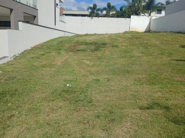 Terreno à venda em Votorantim, Alphaville Nova Esplanada, com 484.38 m²