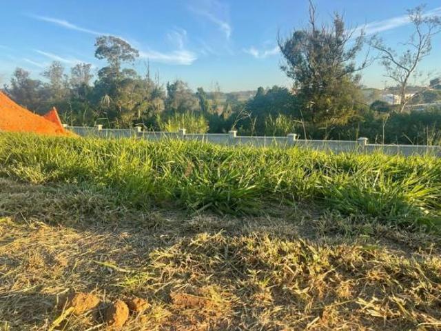 Terreno à venda em Votorantim, Condomínio Terras Alpha, com 300 m²
