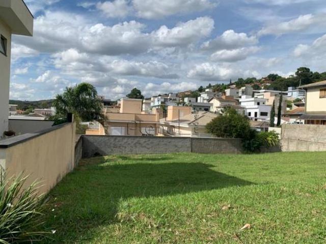 Terreno à venda em Valinhos, Condominio Portal do Jequitiba, com 300 m²