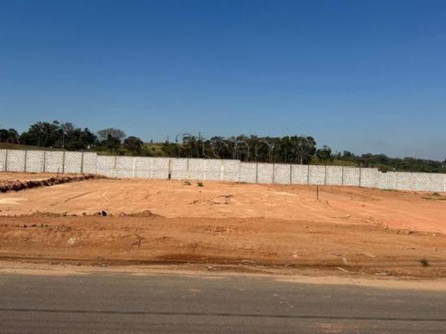 Terreno à venda em Valinhos, Macuco, com 1060 m²
