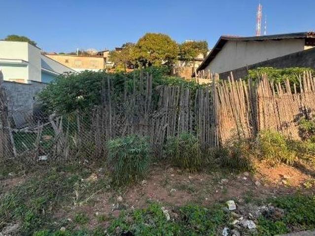 Terreno à venda em Valinhos SP, Jardim América II com 360,00m² de área! Venha conferir!