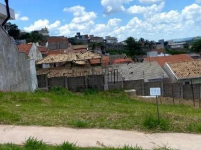 Terreno à venda em Valinhos, Residencial Vivenda das Pitangueiras, com 300 m²