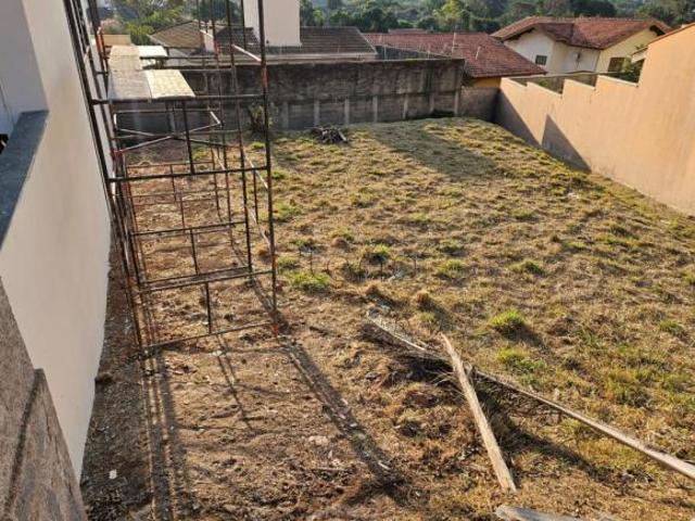 Terreno à venda em Valinhos, Vila Nova Valinhos, com 300 m²