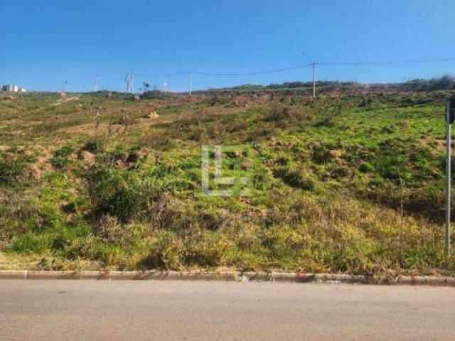 Terreno à venda em Várzea Paulista